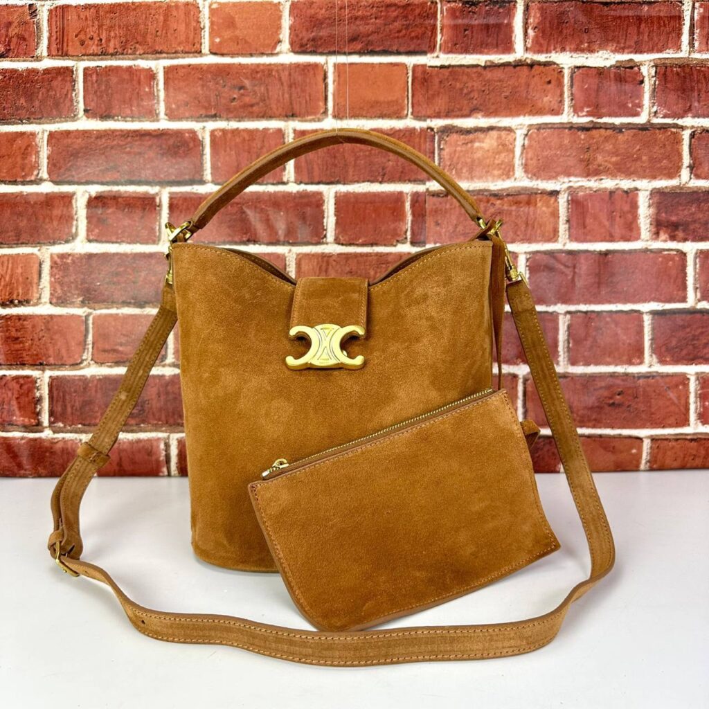 CELINE BUCKET SUEDE LEATHER COLOR NO1 - Γυναικείες τσάντες και αξεσουάρ